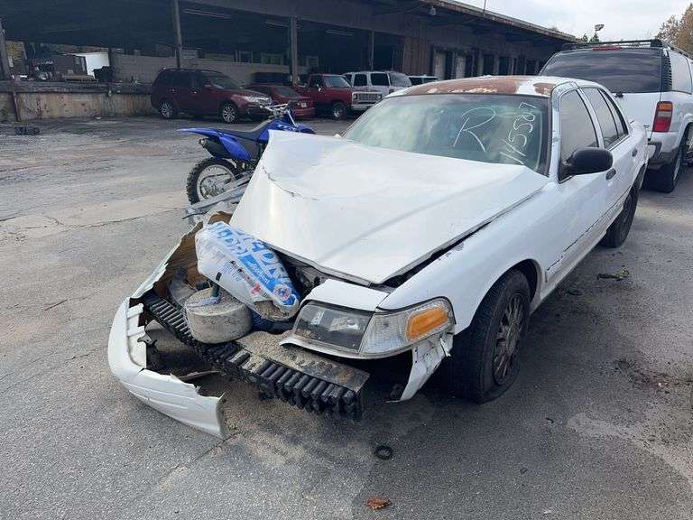 Parts Only 2008 ford Crown Vic 2FAFP73V98X158006 - Fast Lane Auctions