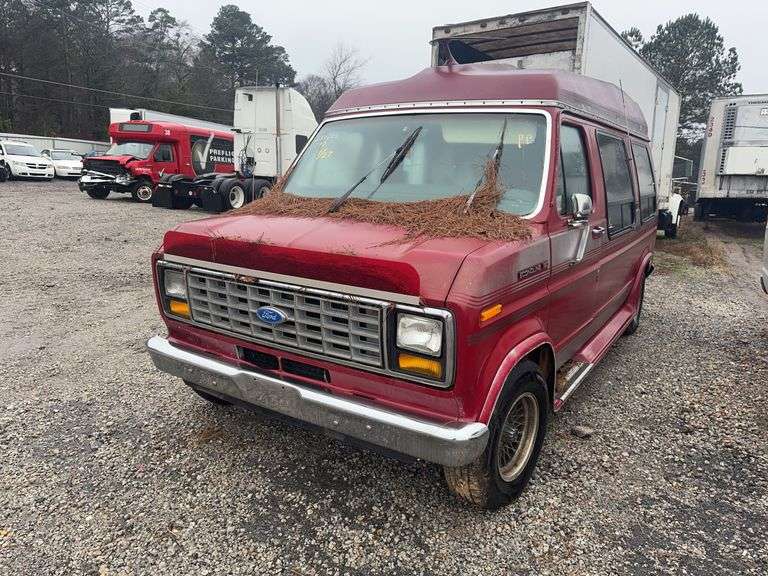 . 1990 FORD E150 1FDEE14H1LHB51072 - Fast Lane Auctions